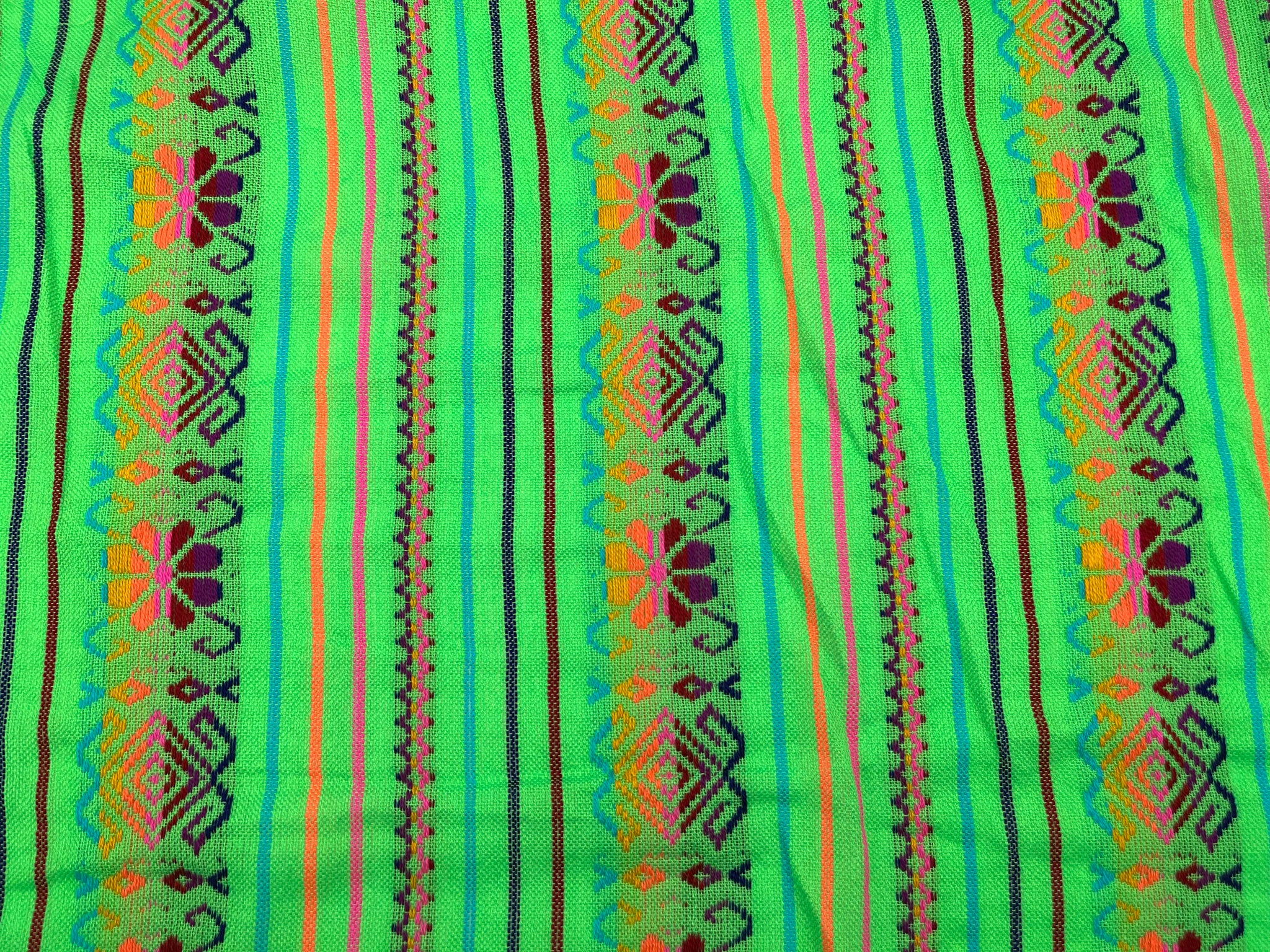 Tela tipo Cambaya de Acrílico – Textiles Mexicanos