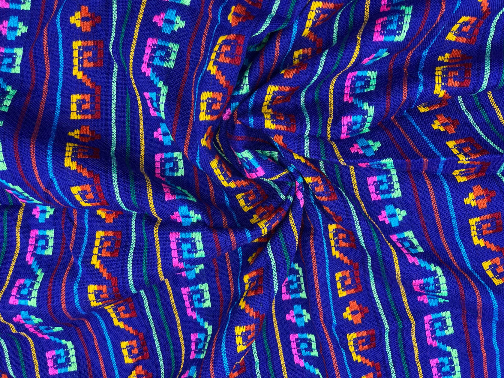Tela tipo Cambaya de Acrílico – Textiles Mexicanos