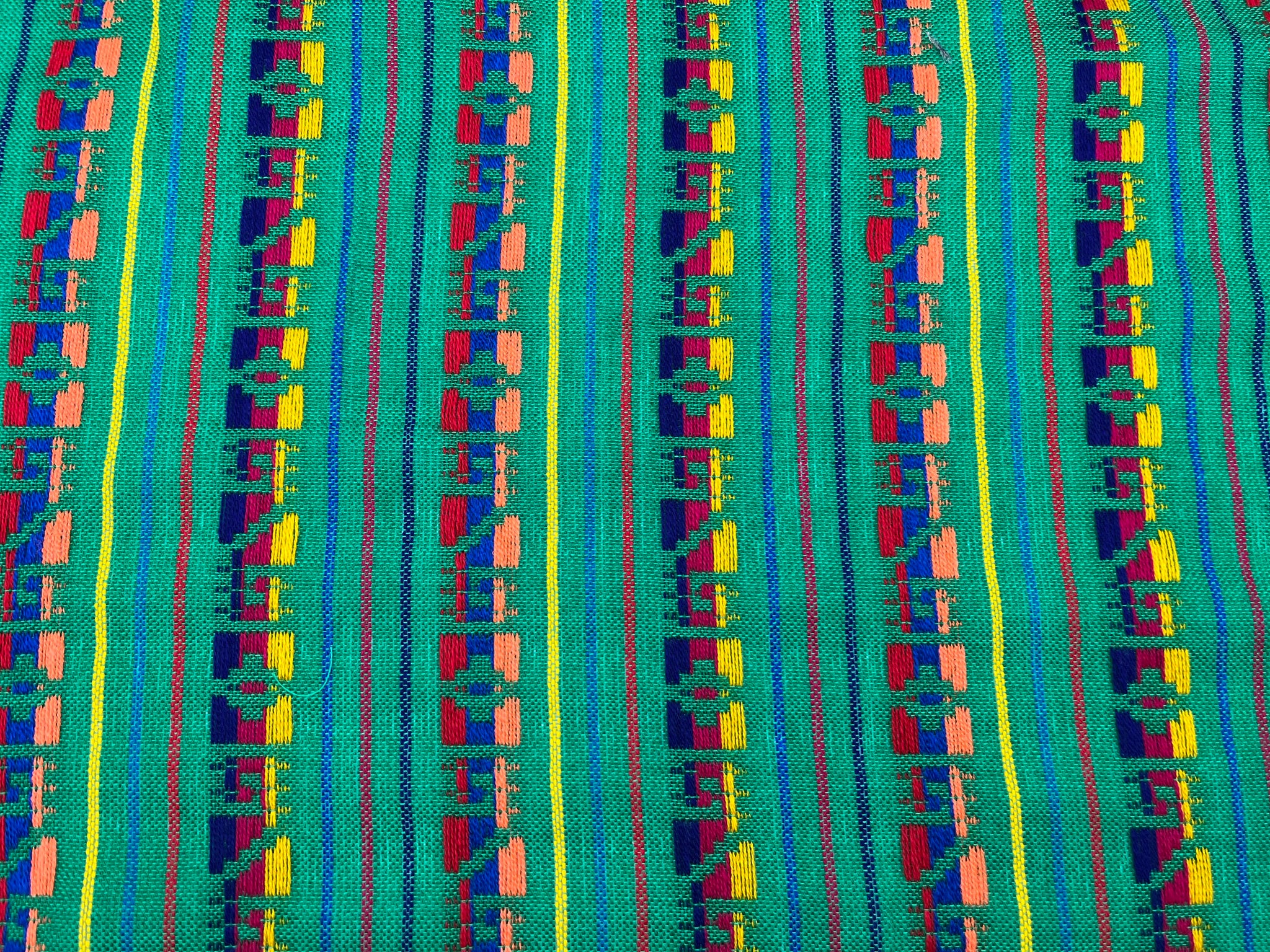 Tela tipo Cambaya de Acrílico – Textiles Mexicanos